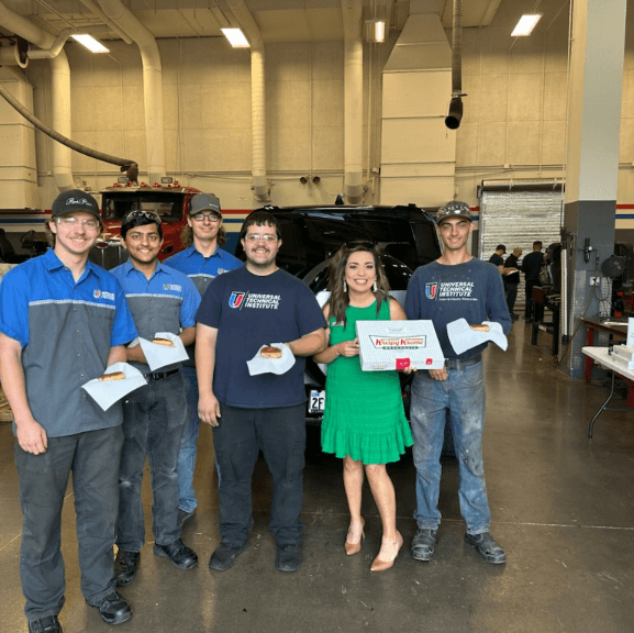 Snell Motor Company - Current Openings